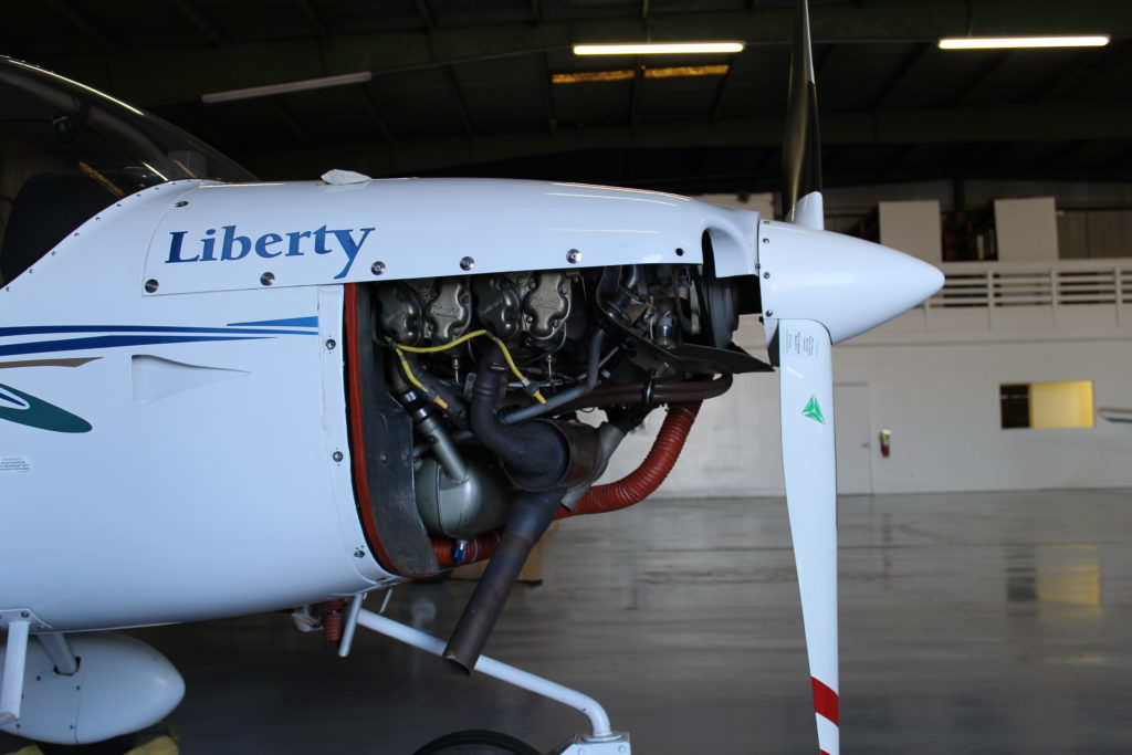 Services - Crown Aero | Bermuda Dunes Airport | Gateway to the Desert